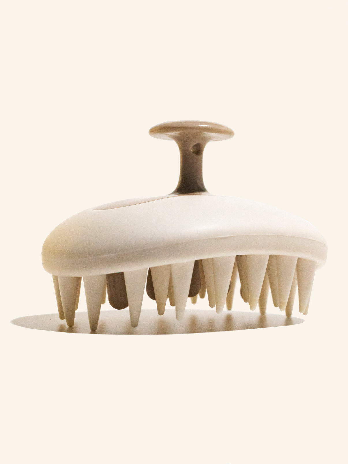 Therapy Scalp Massager | Beige – AmberObject